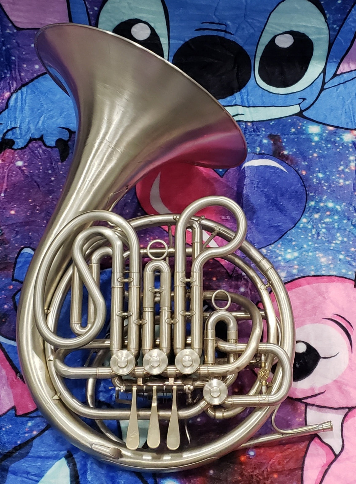 Double French Horns – Bored Horns