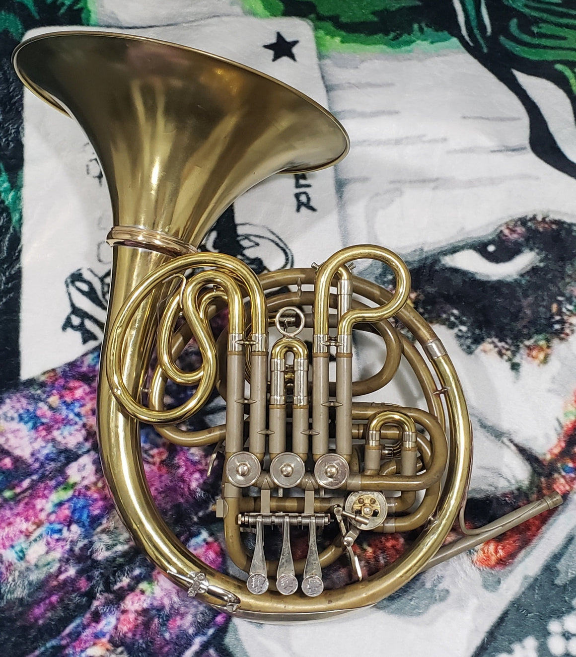 Bored Horns Musical Instrument Consignment Sales Buy Sell Repair
