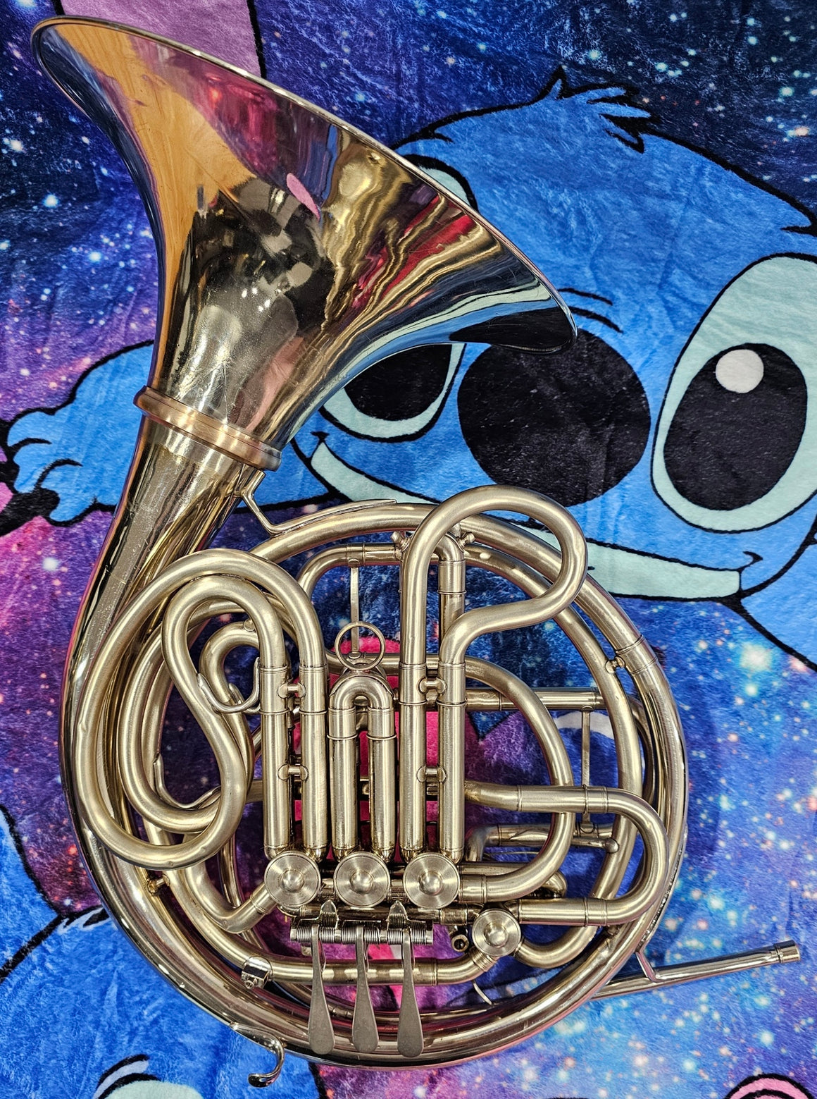 Double French Horns – Bored Horns